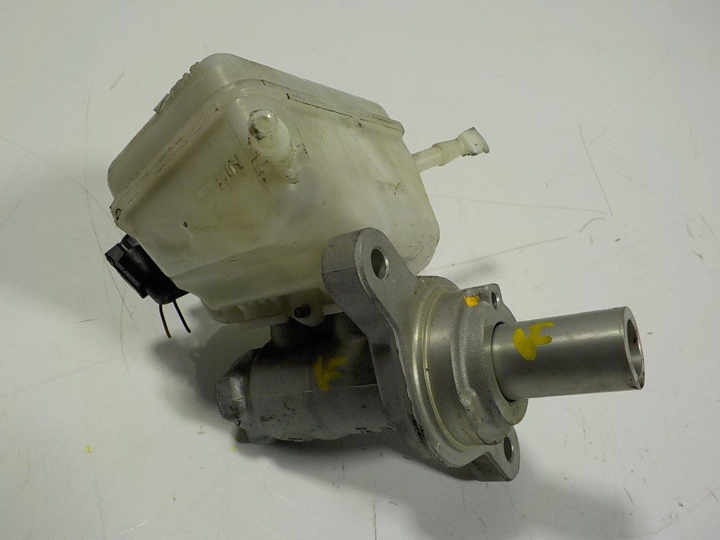 34336851093 POMPE DE FREIN / 34336796531 / 17286638 POUR BMW SERIE 1 ...